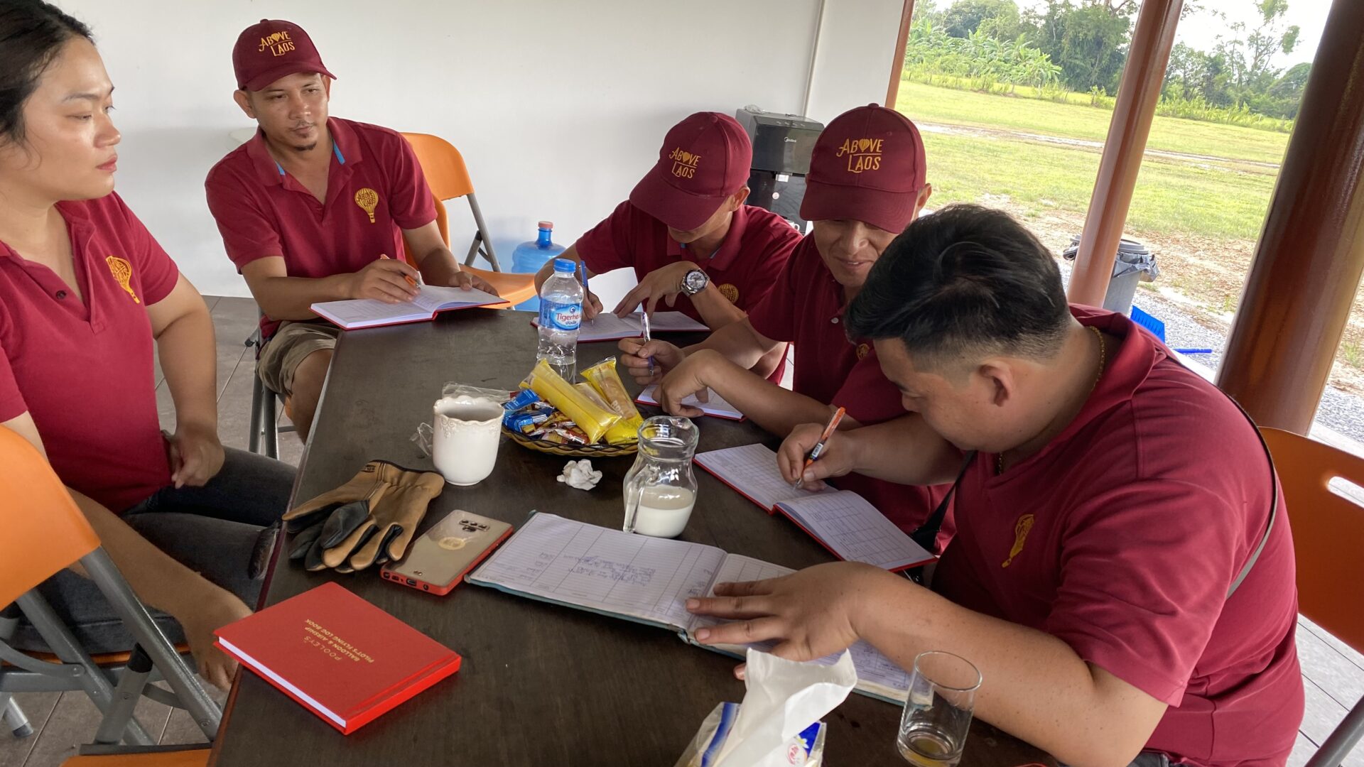 About us – Above Laos Ballooning Adventures